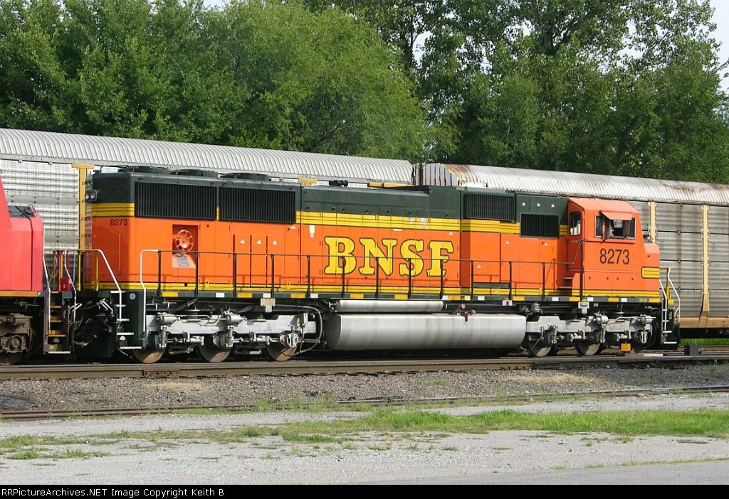 BNSF 8273